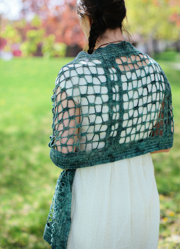 40 Free Crochet Shawl Patterns (Easy PDF Pattern)