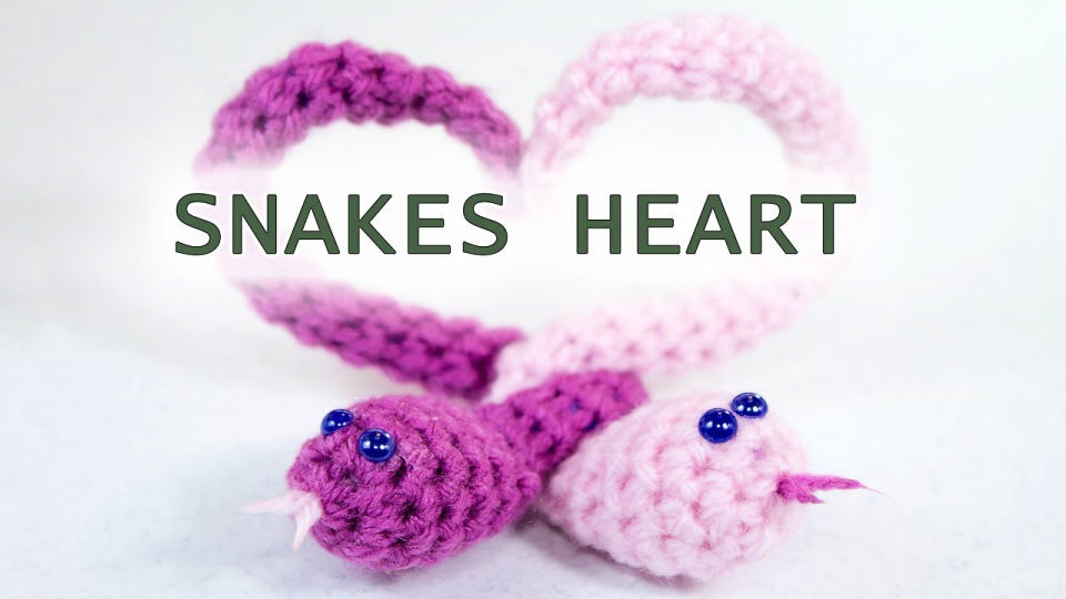 25 Free Crochet Snake Patterns (Amigurumi Pattern)
