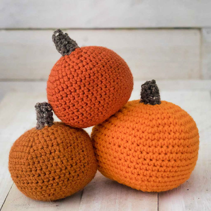 40 Easy Crochet Pumpkins: Free Crochet Pumpkin Pattern