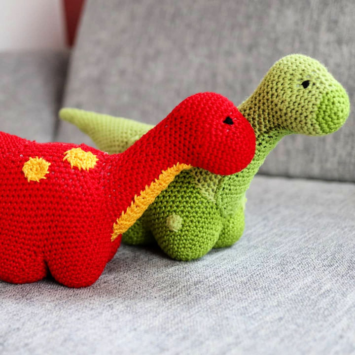 40 Free Crochet Dinosaur Patterns (Amigurumi Pattern)