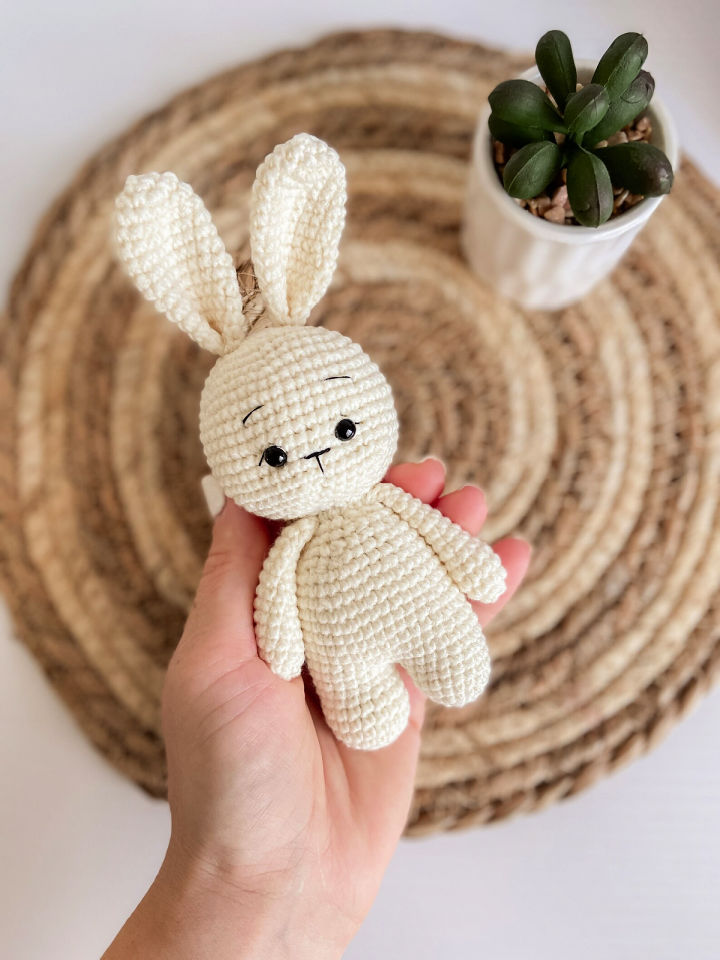 25 Free Crochet Bunny Patterns (Rabbit Amigurumi Pattern)