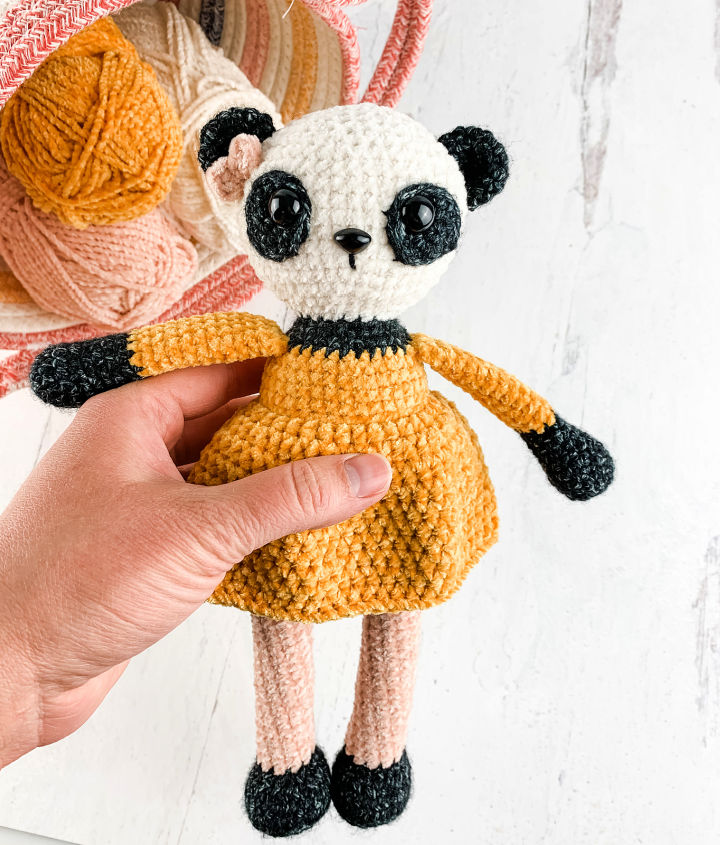 25 Free Crochet Panda Patterns (Amigurumi Pattern)