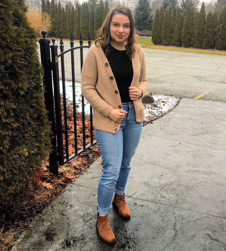 50 Free Crochet Cardigan Patterns (Step by Step Pattern)