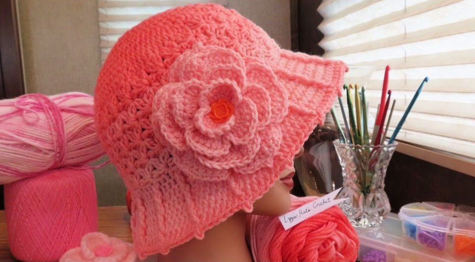 25 Free Crochet Cloche Hat Patterns (Full Pattern)