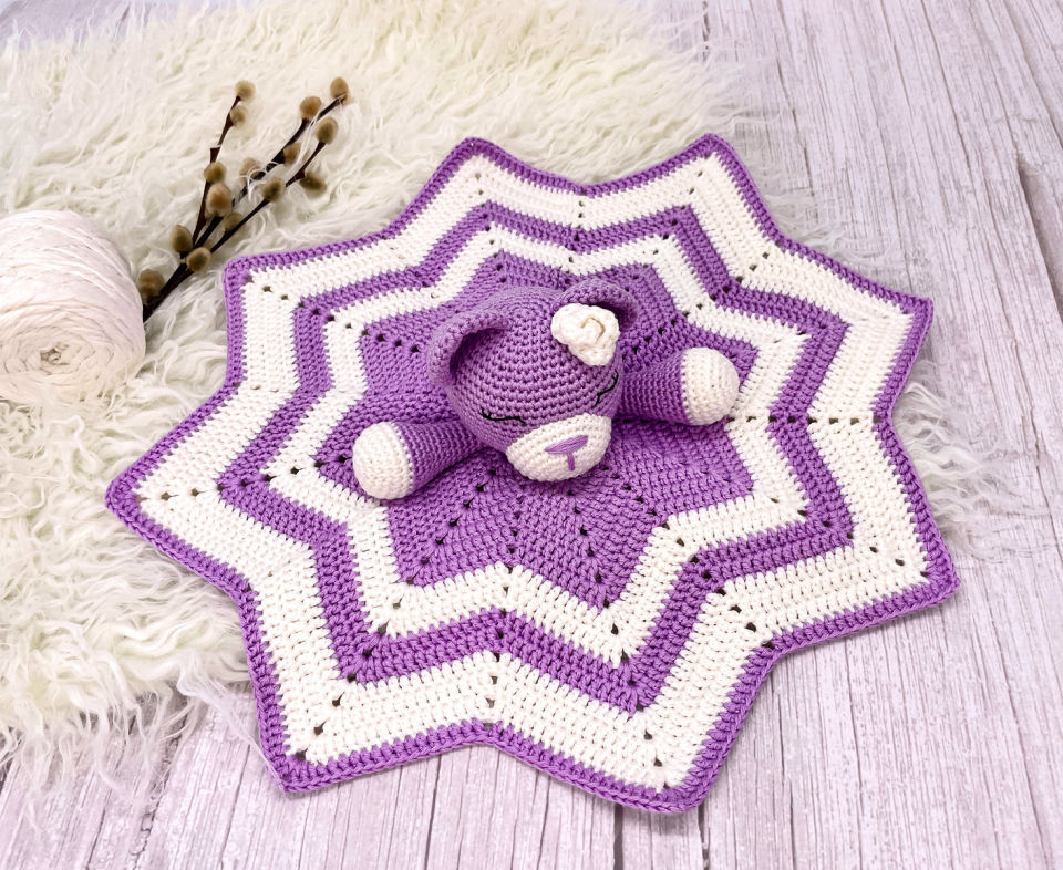 30 Free Crochet Lovey Patterns ( Blanket Pattern) - Blitsy