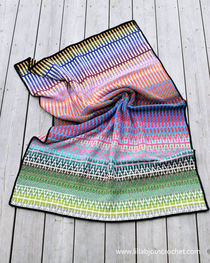 25 Free Crochet Rainbow Blanket Patterns - Blitsy