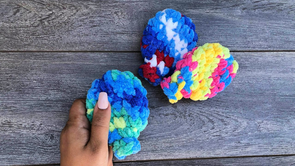 20 Reusable Crochet Water Balloons (Free Pattern) - Blitsy
