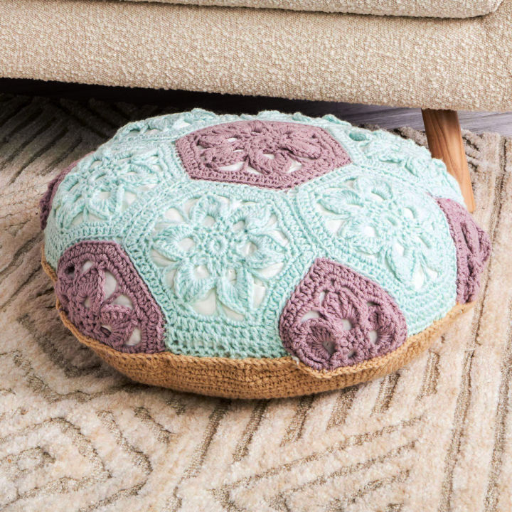 25 Free Crochet Pouf Patterns (Crochet Ottoman Pattern) - Blitsy