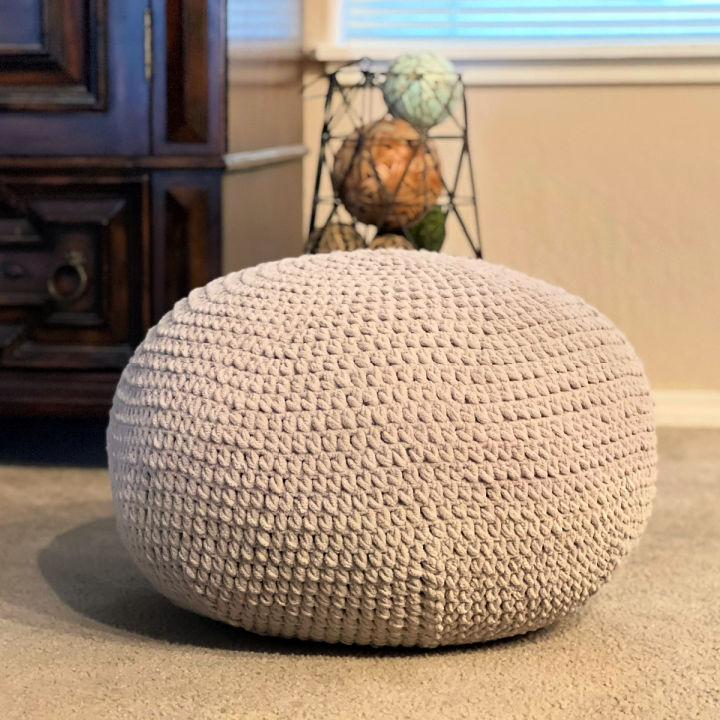 25 Free Crochet Pouf Patterns (Crochet Ottoman Pattern) - Blitsy