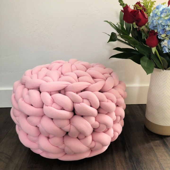 25 Free Crochet Pouf Patterns (Crochet Ottoman Pattern) - Blitsy