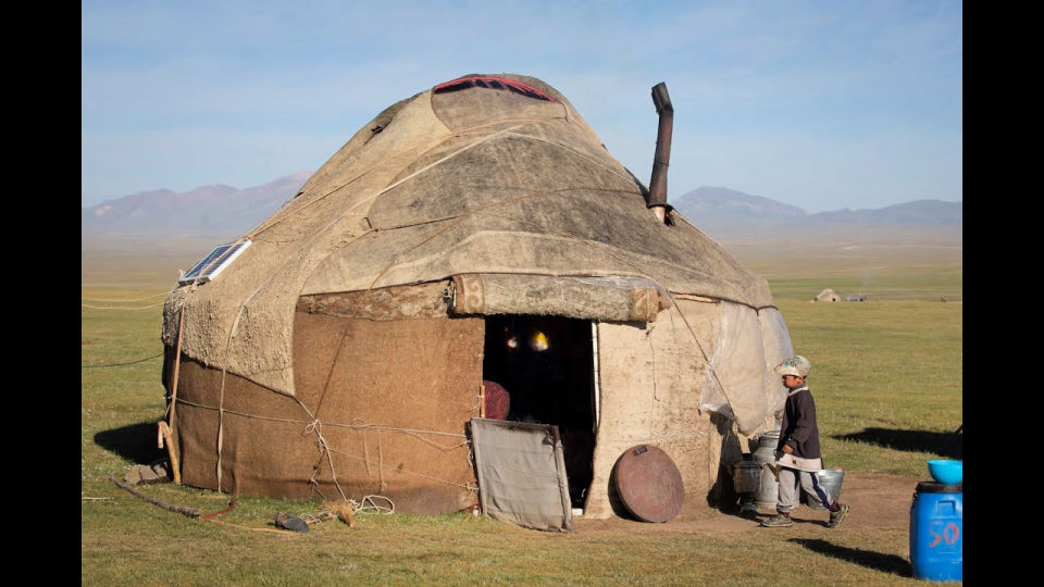 How to Build a Yurt - Step by Step Instructions - Blitsy