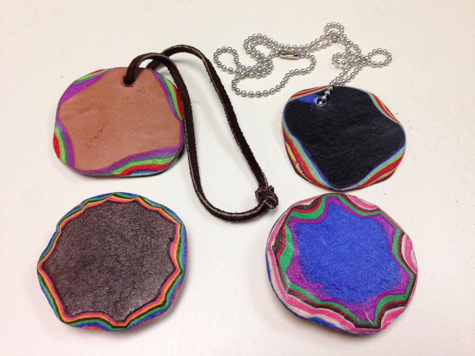 30 Amazing Construction Paper Crafts for Kids - Blitsy