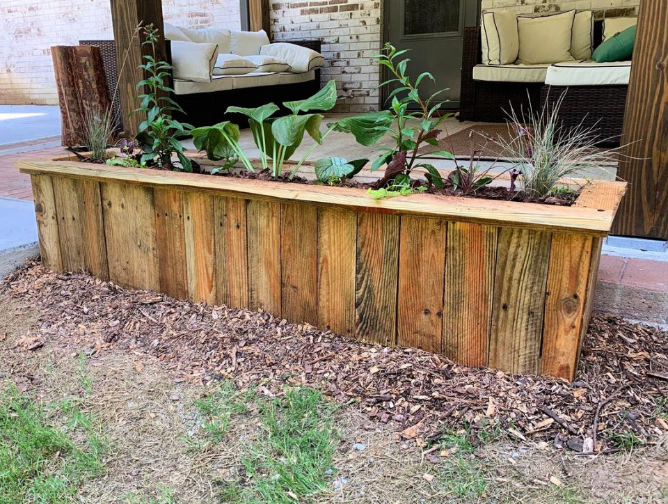 35 DIY Pallet Planter Box Ideas You Can Build with Free Wood