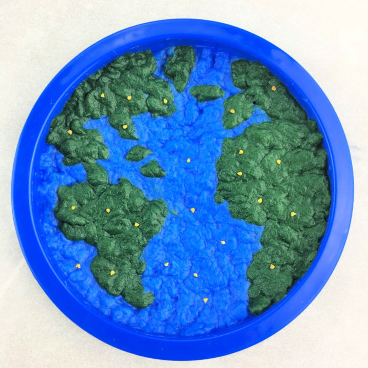 30 Amazing Construction Paper Crafts for Kids - Blitsy