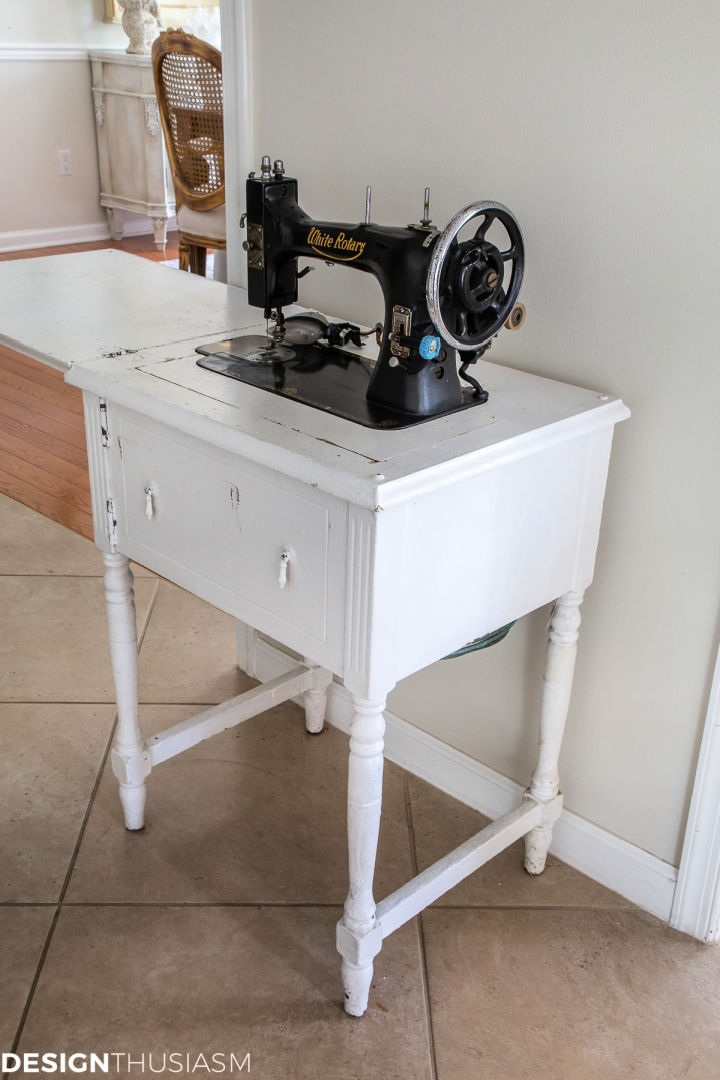 20 Free DIY Sewing Table Plans with Instructions - Blitsy