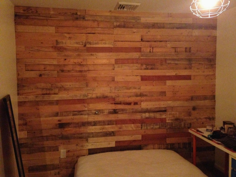 40 Cheap Pallet Wall Ideas That Are Easy To Install - Blitsy
